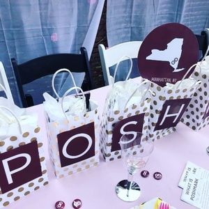 Posh N Sip | Bags | Posh N Sip Uptown Manhattan | Poshmark